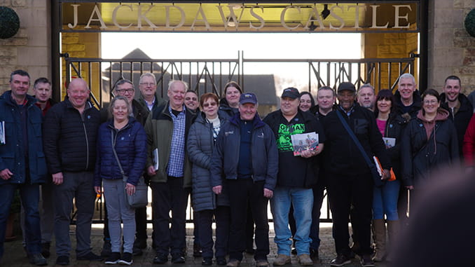 WATCH: Members head to Jackdaws Castle with Jonjo O'Neill