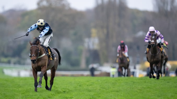 Weekend Review: Edwardstone stakes Champion Chase claim while ...